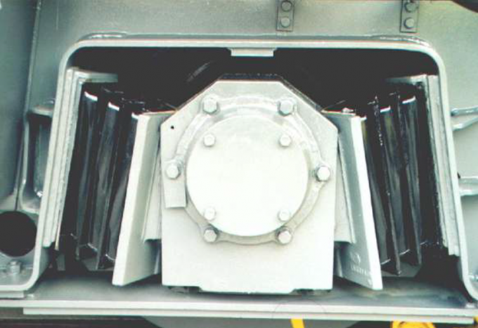 Chevron Spring Railway Suspension System High Damping Values Anti Vibration